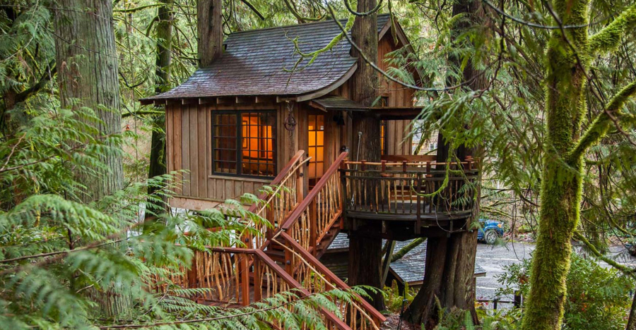The Upper Pond Treehouse is Like Something From a Fairytale