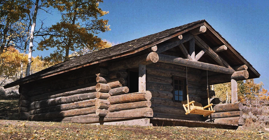 Blue Valley Ranch - Three Rustic Log Cabins in Northern Colorado