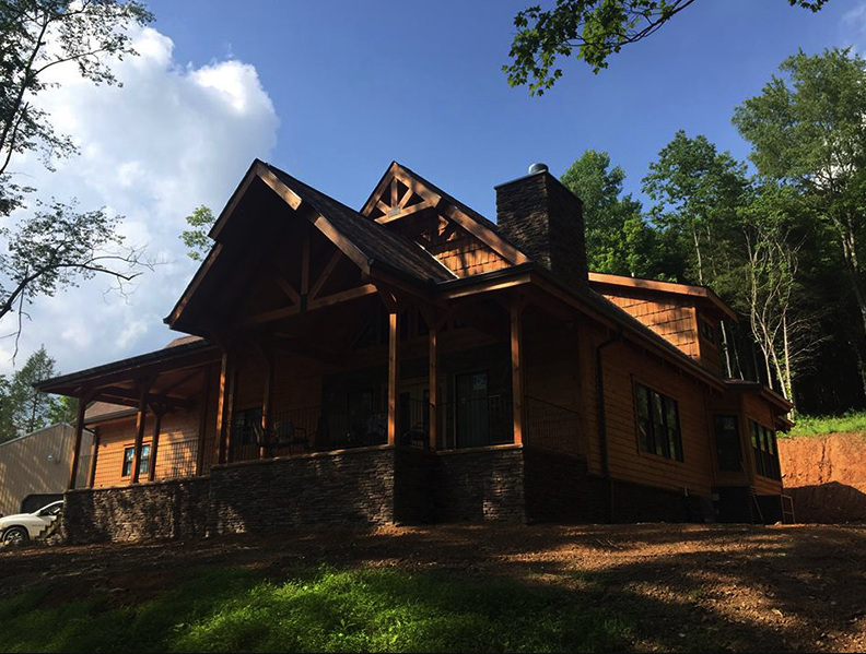 Featured Log Builder: Bear's Den Log Homes