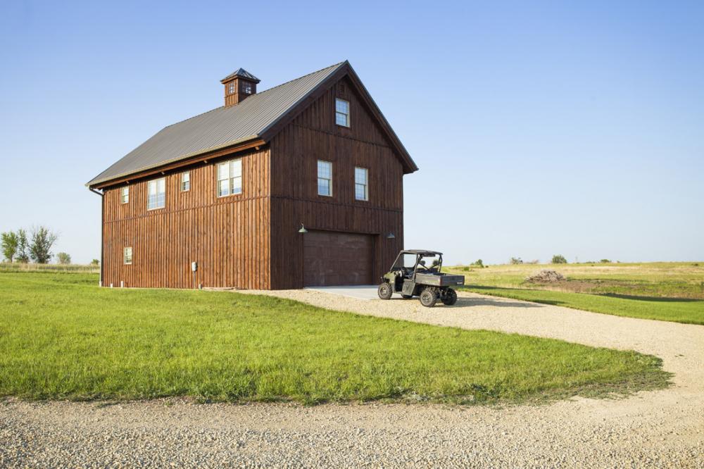 Country Barn Home With 2 Stories Of Living Space