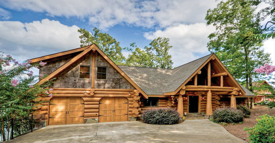 Large Logs Make a Beautiful and Charming Log Home