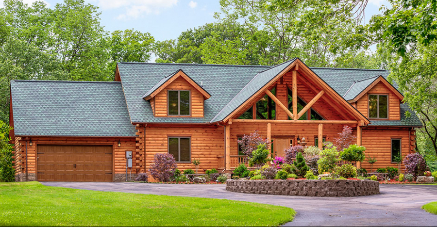 A Cozy Arkansas Log Cabin