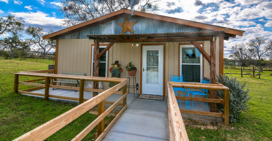 Cozy Little Cabin In Texas, United States