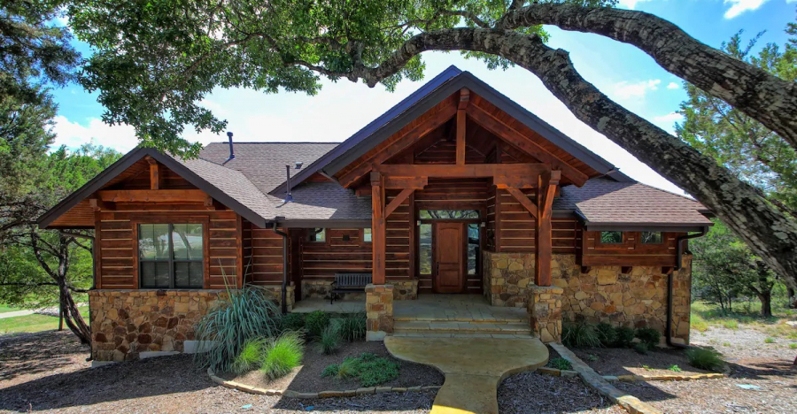 Peaceful Hill Country Cottage in Leander, Texas