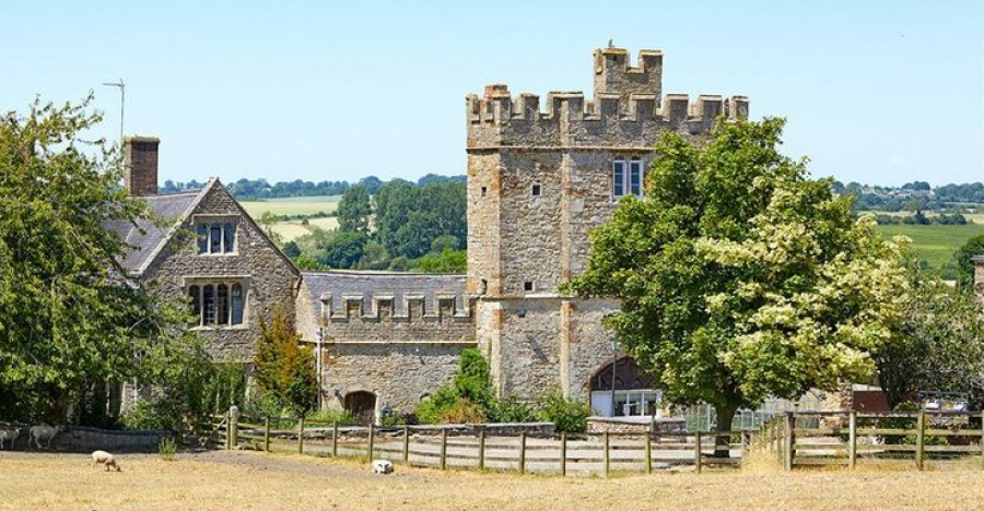 Historic 1.5m Pound Astwell Castle For Sale In Brackley, England