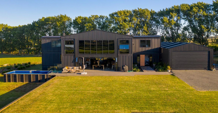 Luxury Home in New Zealand Made From Shipping Containers Goes on Sale