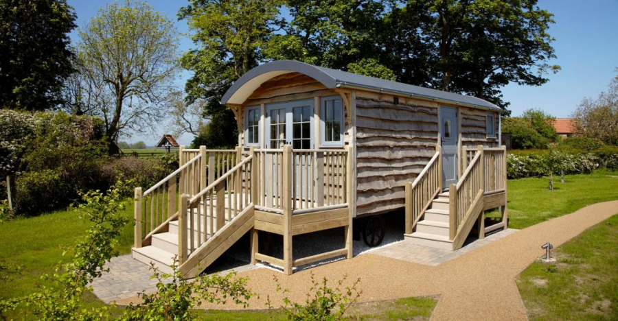 Exceptional Hut In Beautiful Location