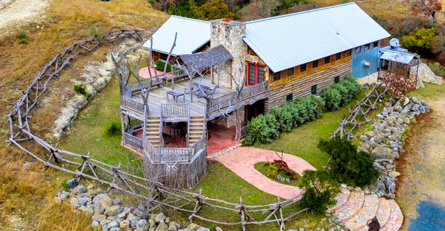 A Truly Majestic Texas Hill Country Ranch In Texas, United States