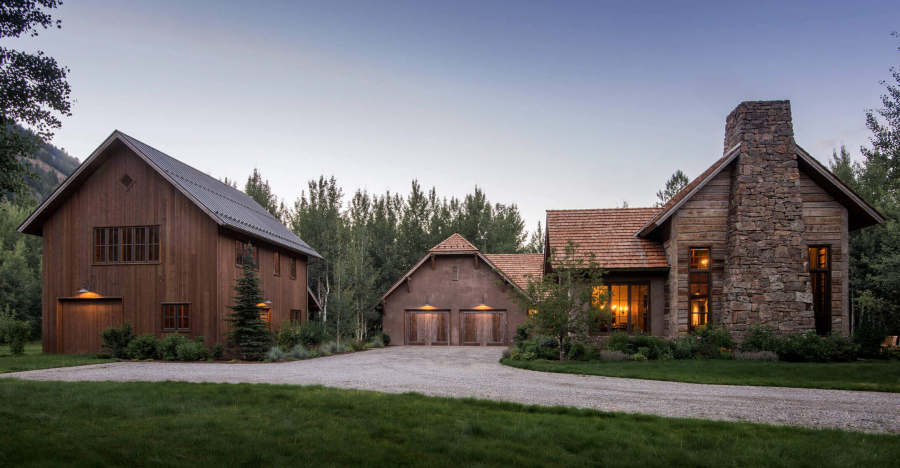 See the Rustic Interior Wood River Valley Chalet
