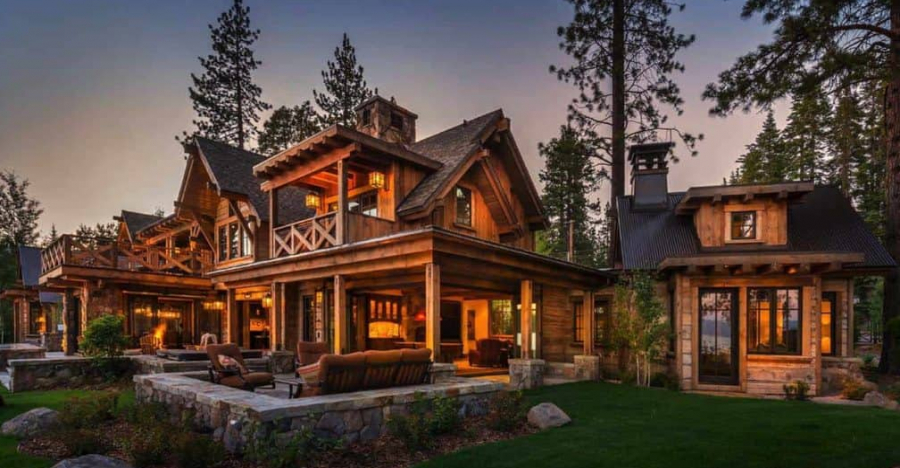 Breathtakingly Rustic Lakefront Mountain Cabin