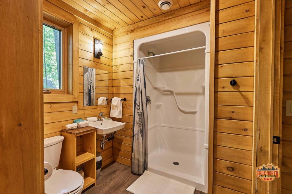 Take A Tour Inside This 867 Sqft Fabulous Log Home