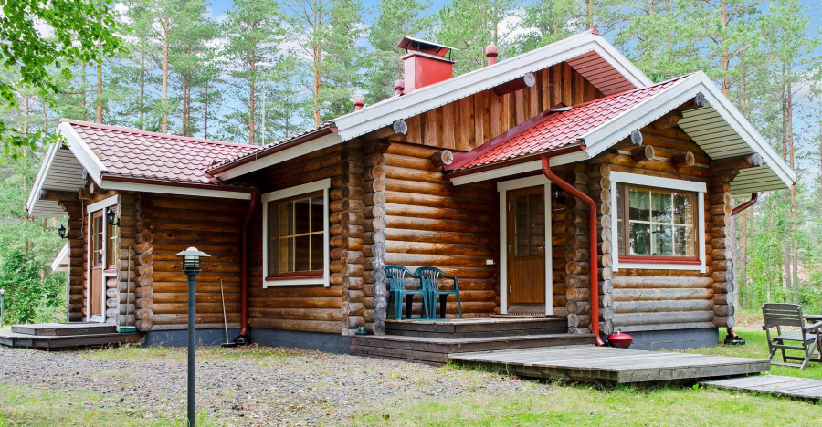 Beautifully Decorated Log Cottage in a Peaceful Environment