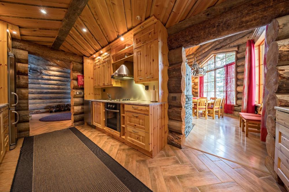 This Unique Log Cabin is Incredibly Spacious