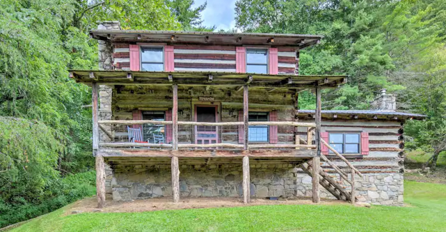 Turkey Hollow Cabin With Stunning Open Views!