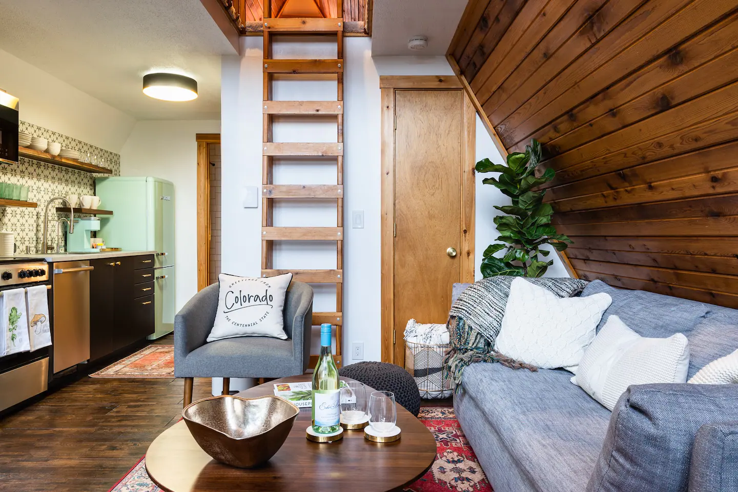Charming Cabin Home With Mountain View In Idaho Springs, Colorado
