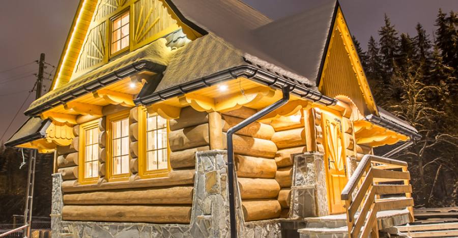 Inside And Out, This Lovely Log Cabin Is Perfect