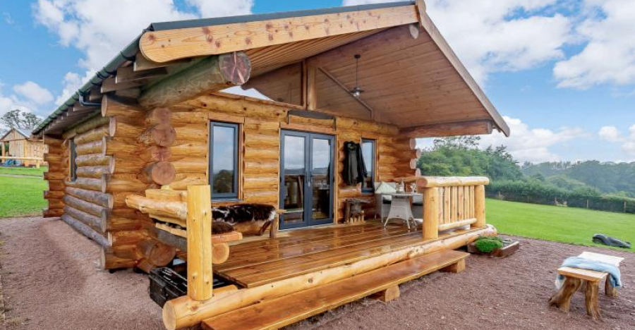 You Must See Inside This Perfect Log Cabin