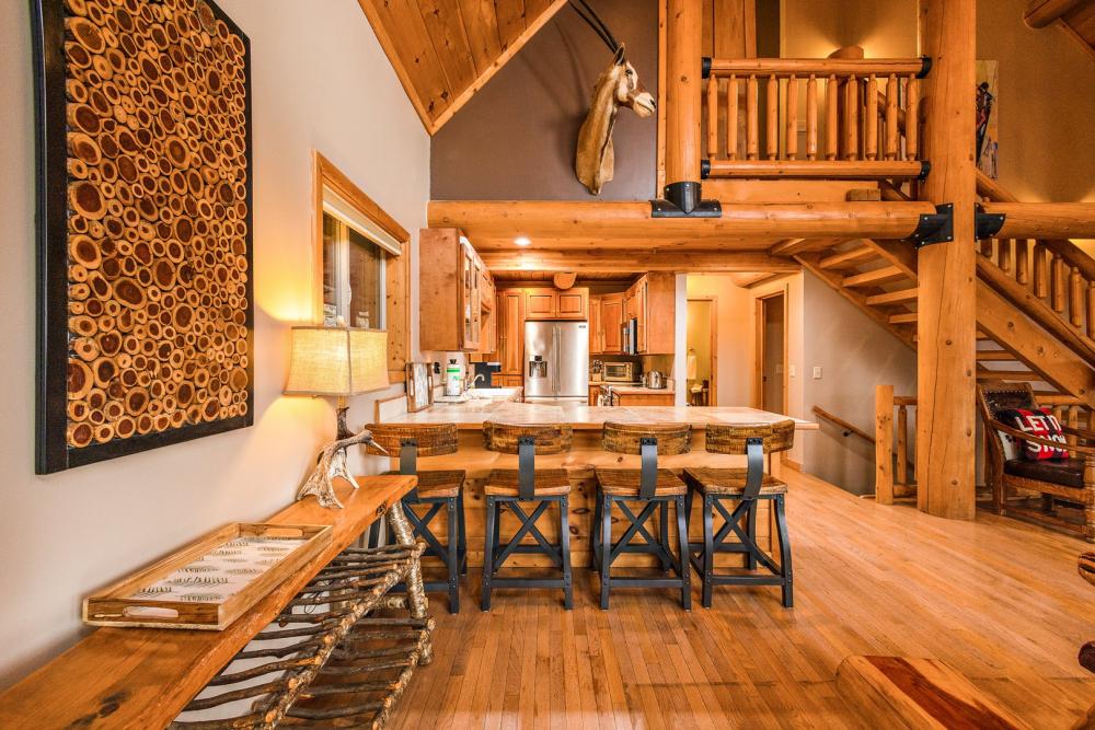 Antler Inn Will Welcome You With Mountain Coziness